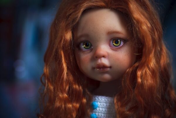 Red Monica – dollines